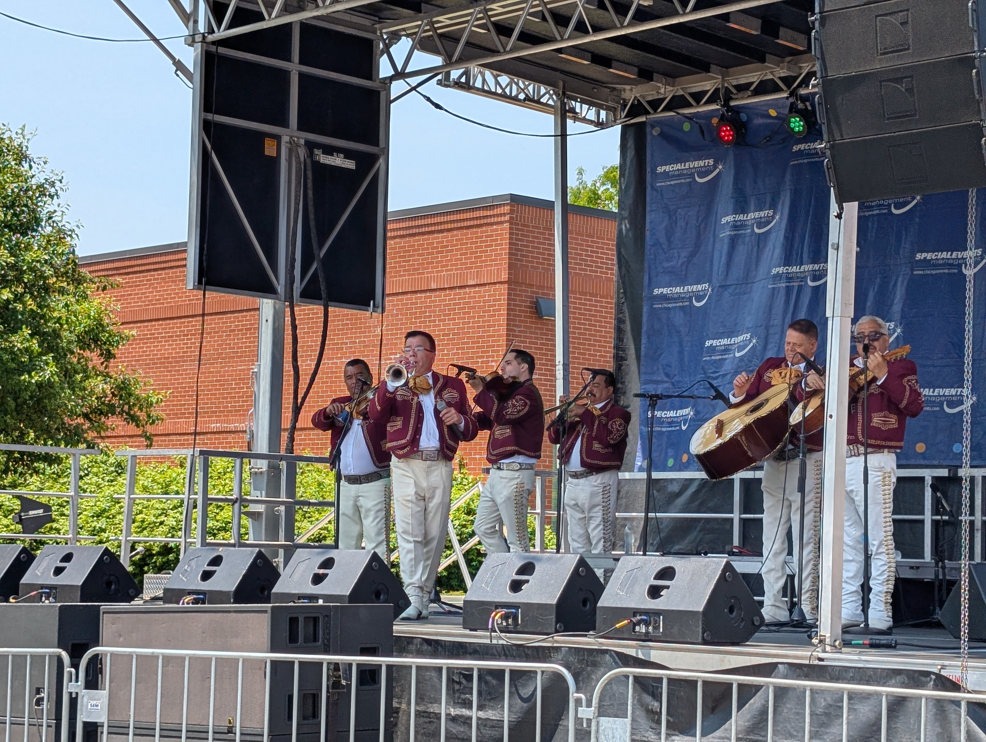 Checking Out The Windy City Hot Dog Fest – Life on the Wicked Stage: Act 3